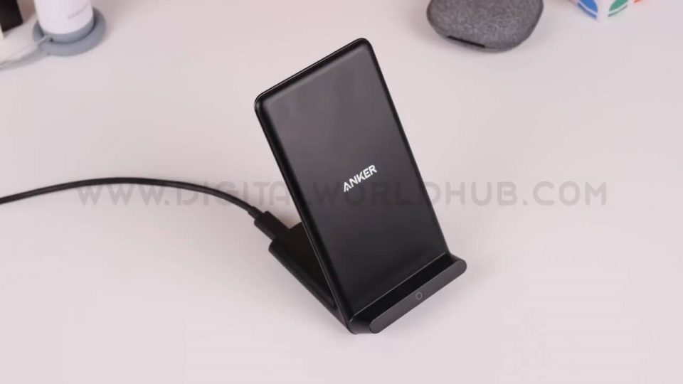 Anker PowerPort Wireless 5 Stand & Pad Review | Digital World Hub