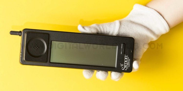 The World’s First Smartphone | Digital World Hub